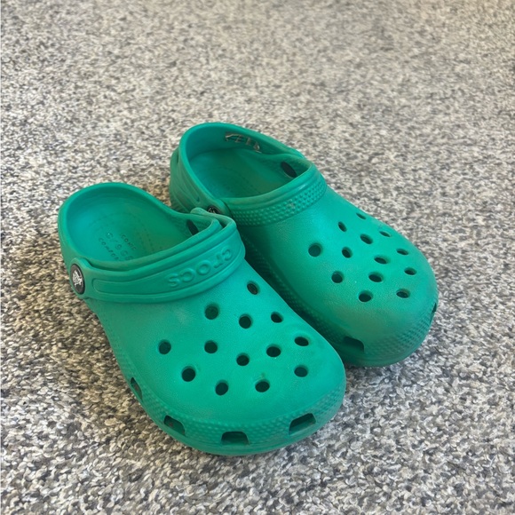 CROCS | Shoes | Crocs Teal Green Water Shoes With Ventilation And Heel ...
